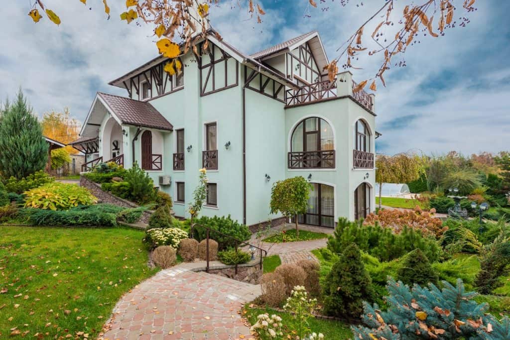 Hvordan lage din egen urtehage på balkongen - Bedriftsrapport